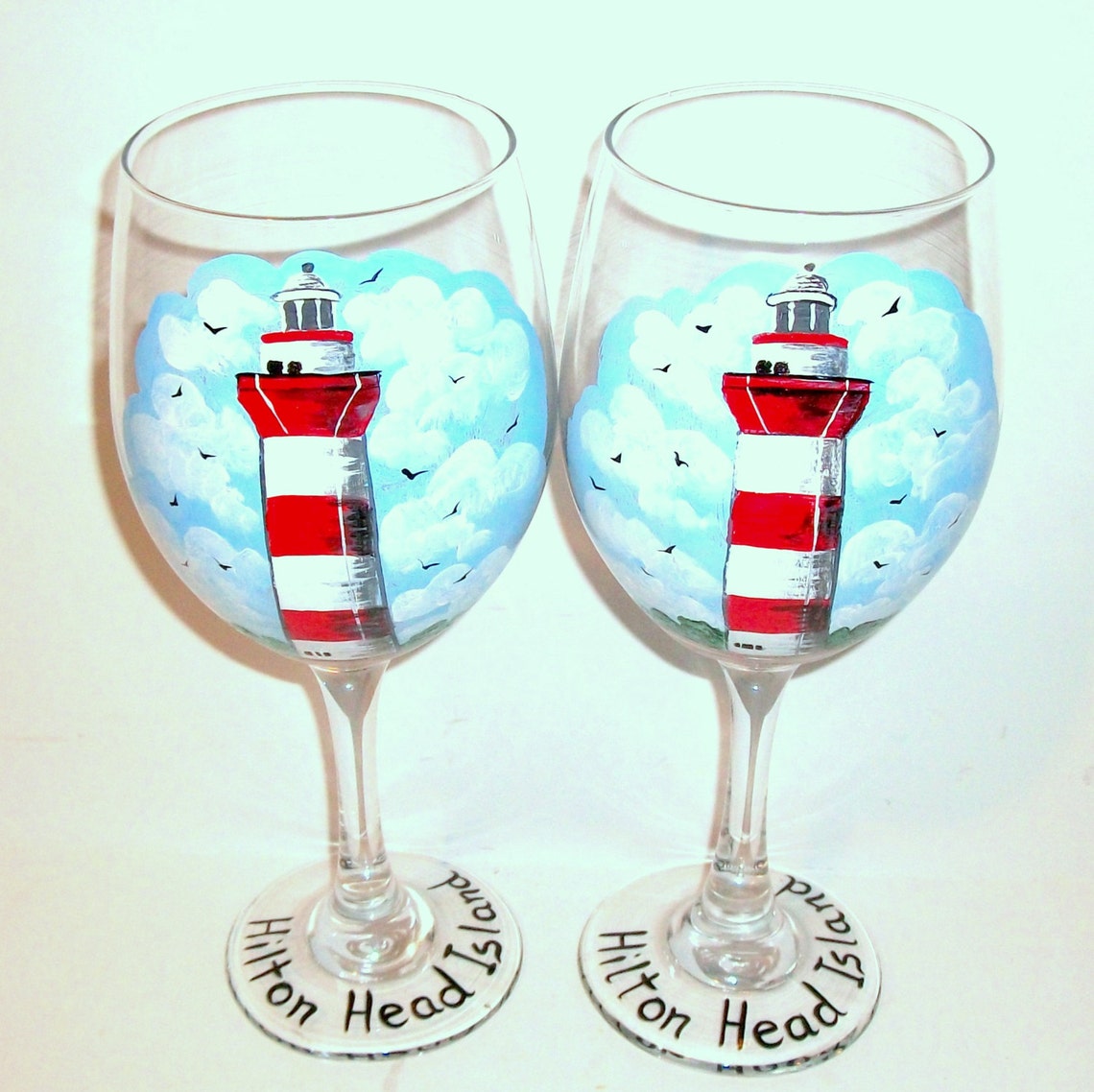 Hilton Head Lighthouses Set of 2 - 20 Oz. Wine Glasses Hand Painted ...