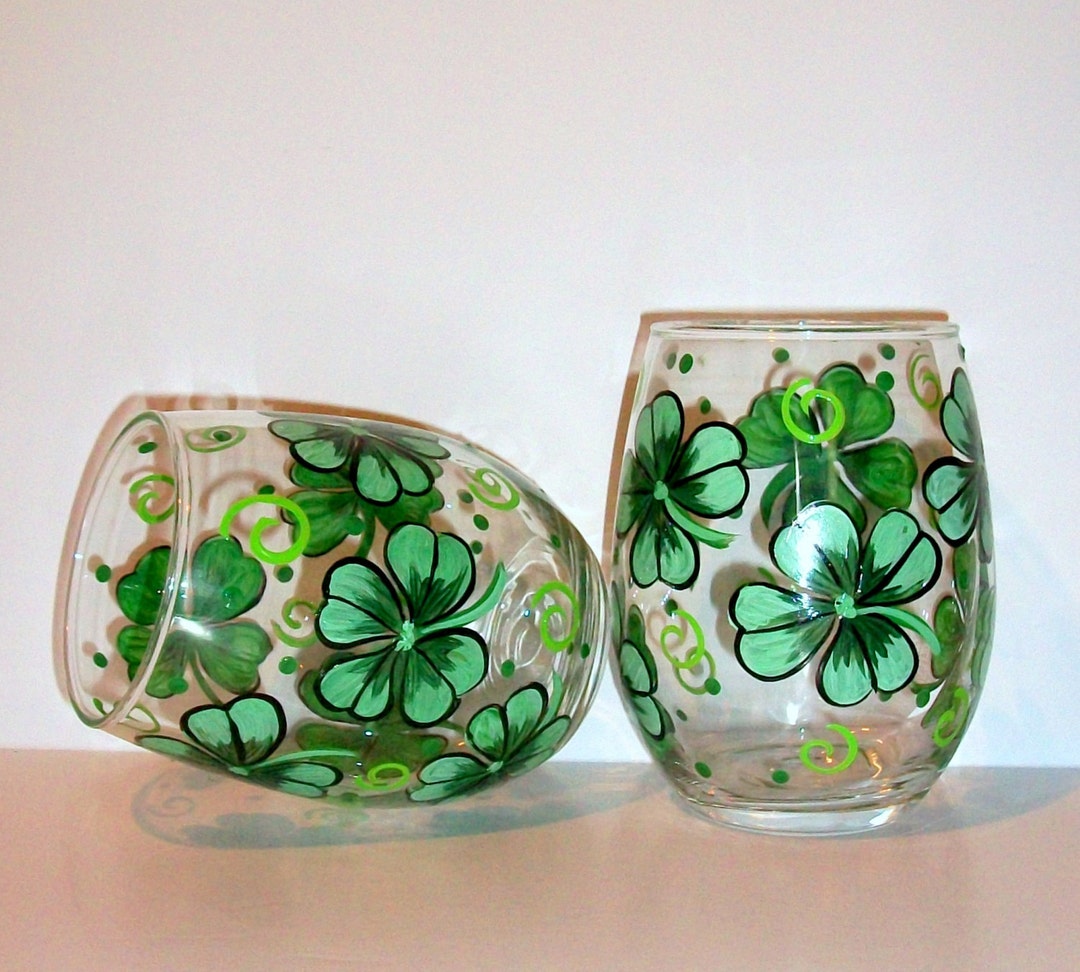 4 Leaf Clover or Shamrocks St.patricks Day Hand Painted Set of 2- 21 Oz ...