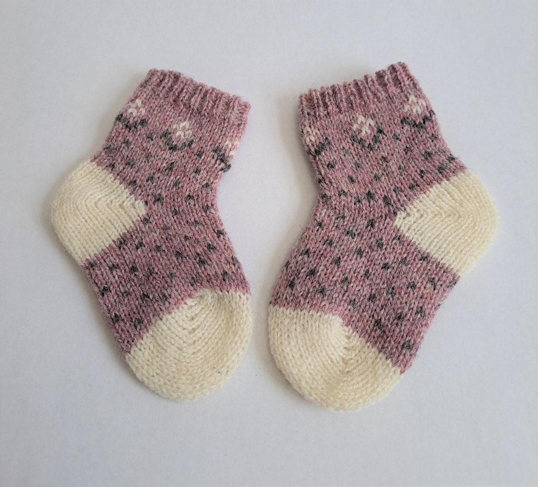 KNITTING PATTERN, Flower Baby Socks, Baby Sock Pattern, Bootie Pattern ...