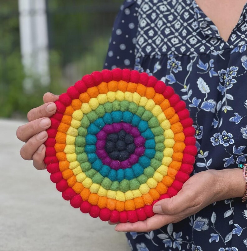 Handmade Felt Ball Trivet: Rainbow Hot Pads, Kitchen Decor - Etsy