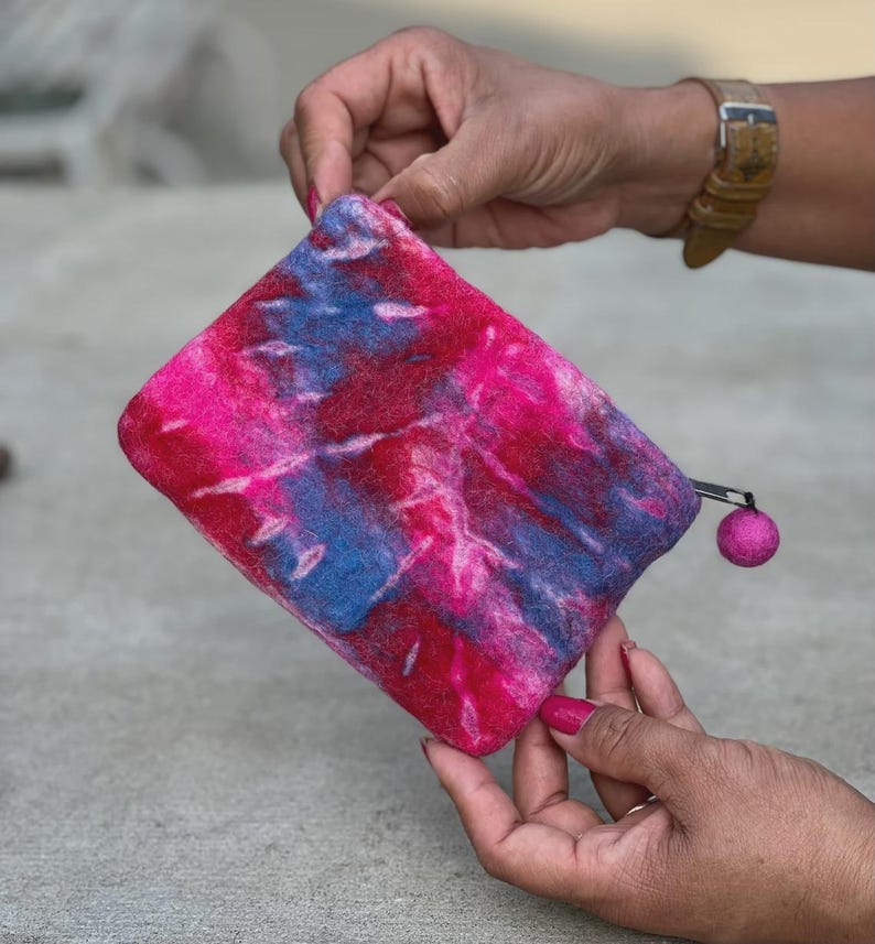 Handmade Felted Coin Purse: Zippered Pouch, Vegan Friendly - Etsy
