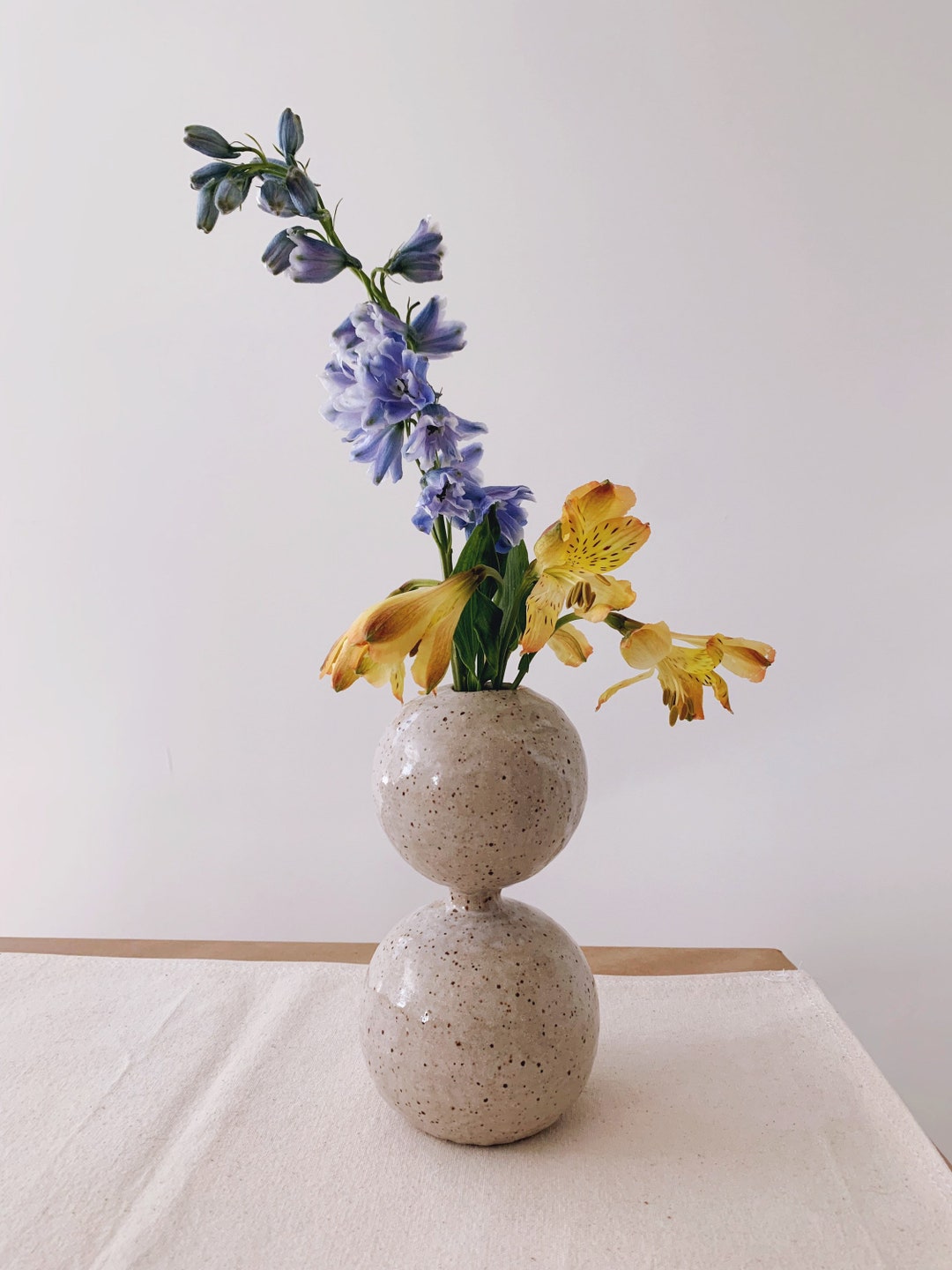 Maraca Vase // Handmade Ceramic Vessel - Etsy