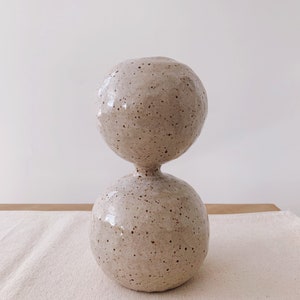 Maraca Vase // Handmade Ceramic Vessel - Etsy