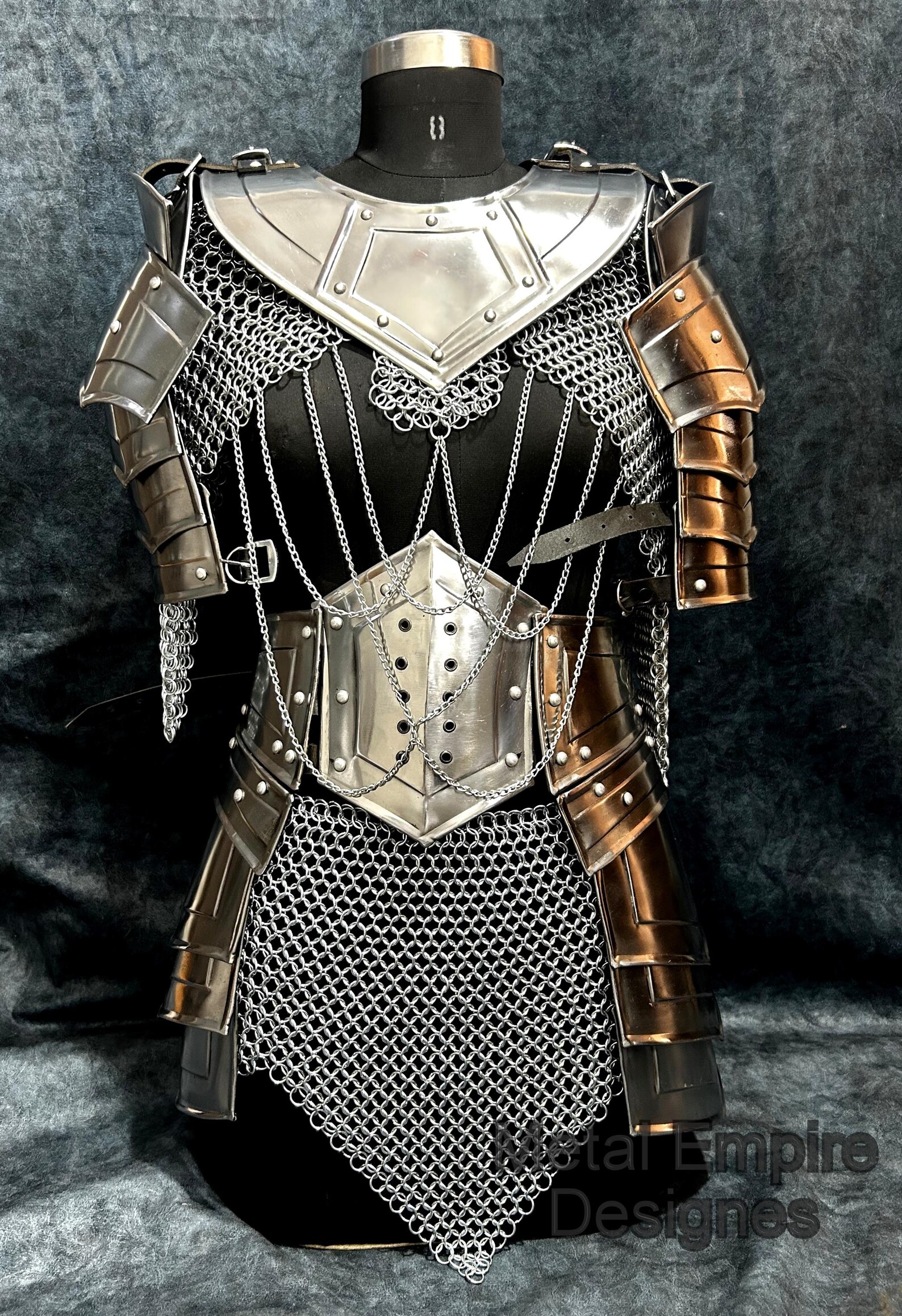 Brave Lady’s Medieval Knight Armor Set – Fantasy Chainmail Cosplay ...