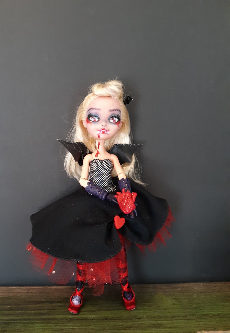 Heart on Her Sleeve Vampire Doll Monster High Repaint | Etsy
