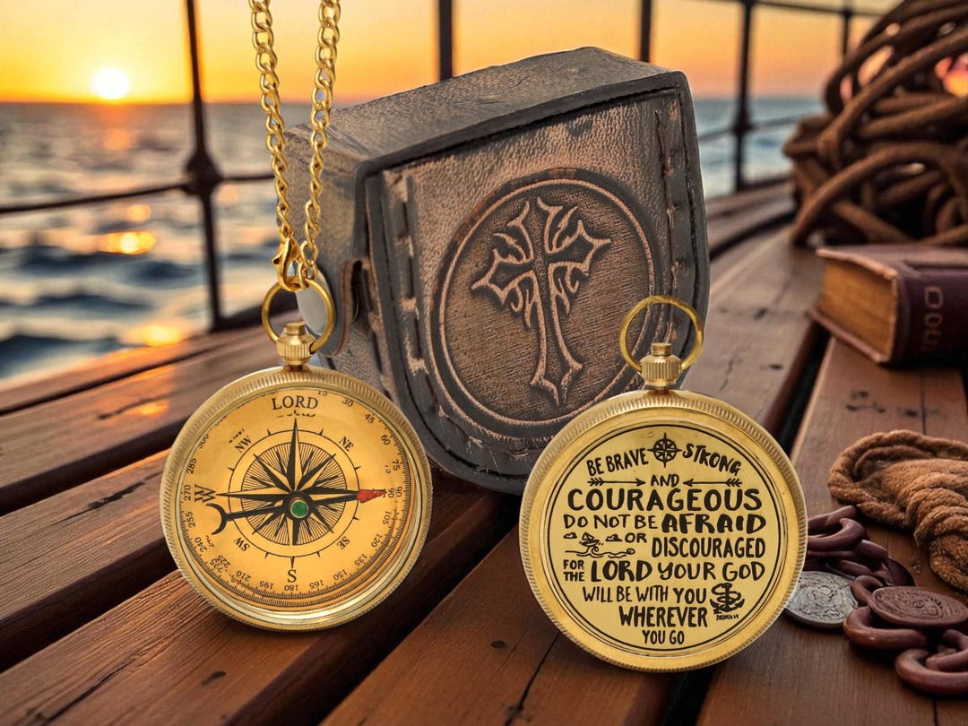 Antique Brass Compass Locket With Leather Case – "be Strong and ...