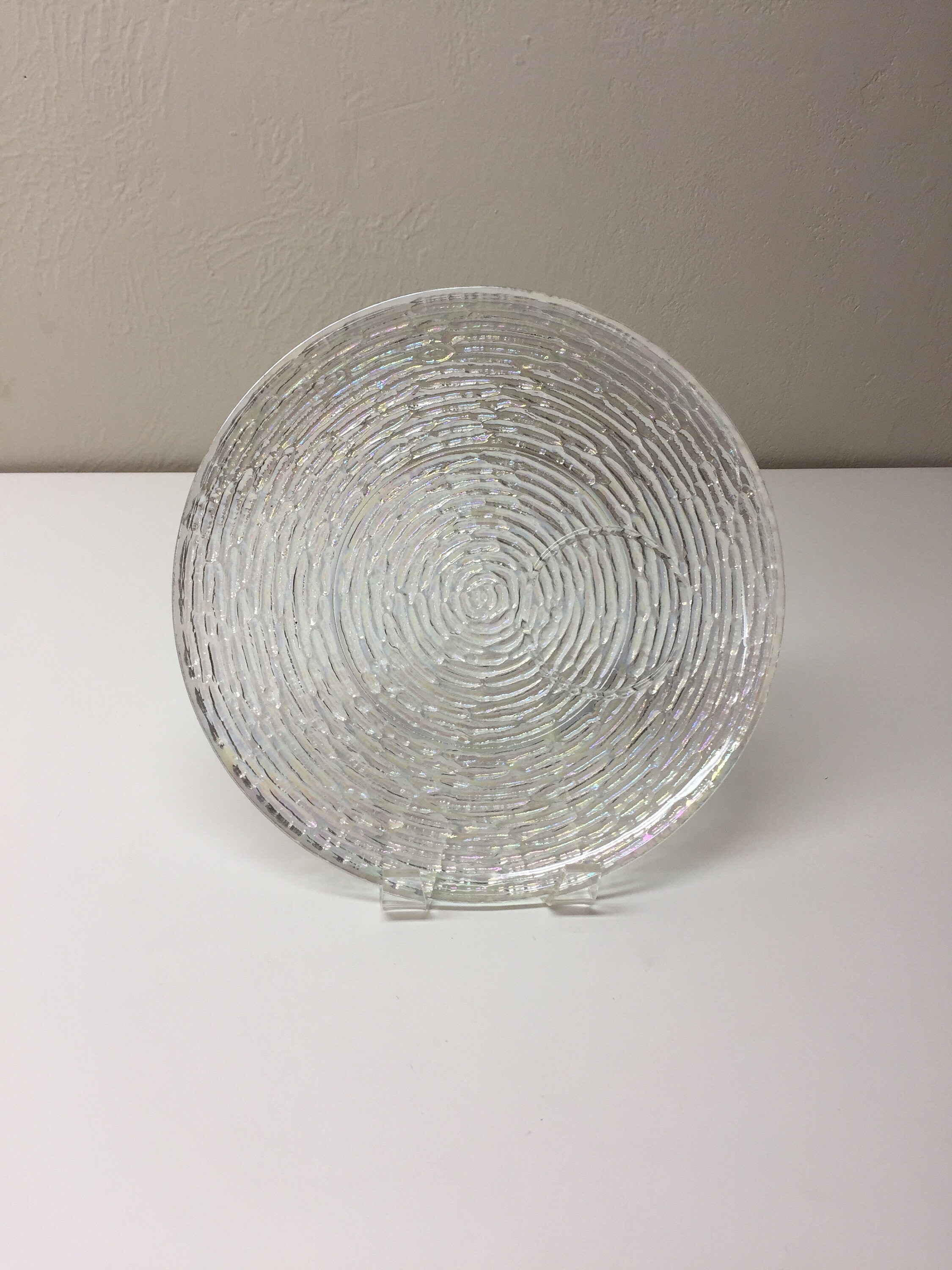 Snack Plate With Indent for Cup, Irridescent - Etsy