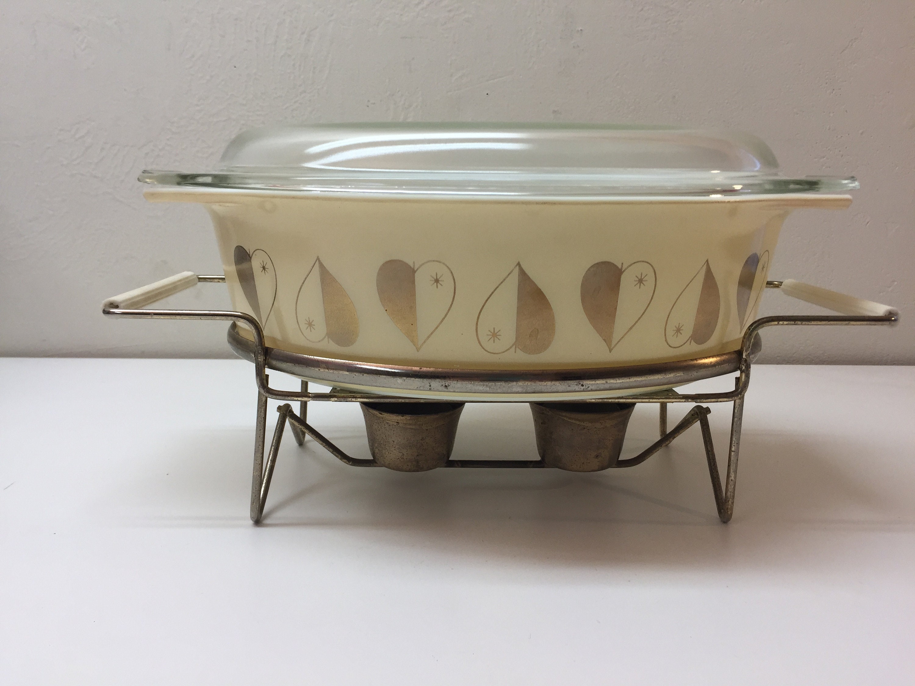 Vintage Pyrex Casserole Dish W/ Lid and Candle Stand - Etsy