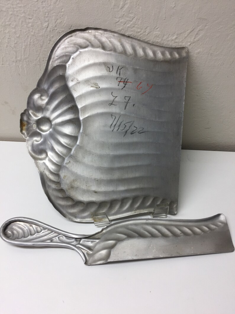 Vintage Art Deco Table Crumber Set - Etsy