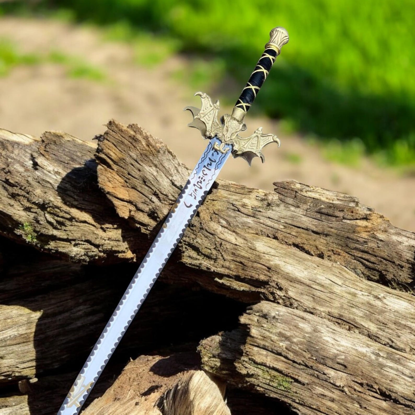 Dragon Dogma Sword Replica | Hand-forged Medieval Fantasy Longsword ...