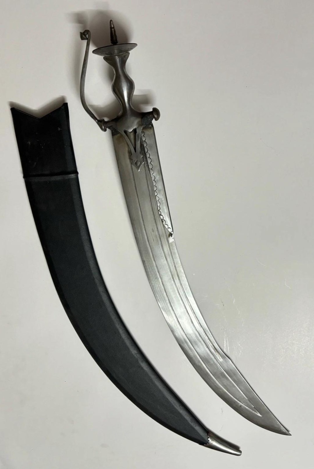 Sword Tulwar Talwar Tegha Broad Blade Damascus Wootz Dagger Khanjar ...