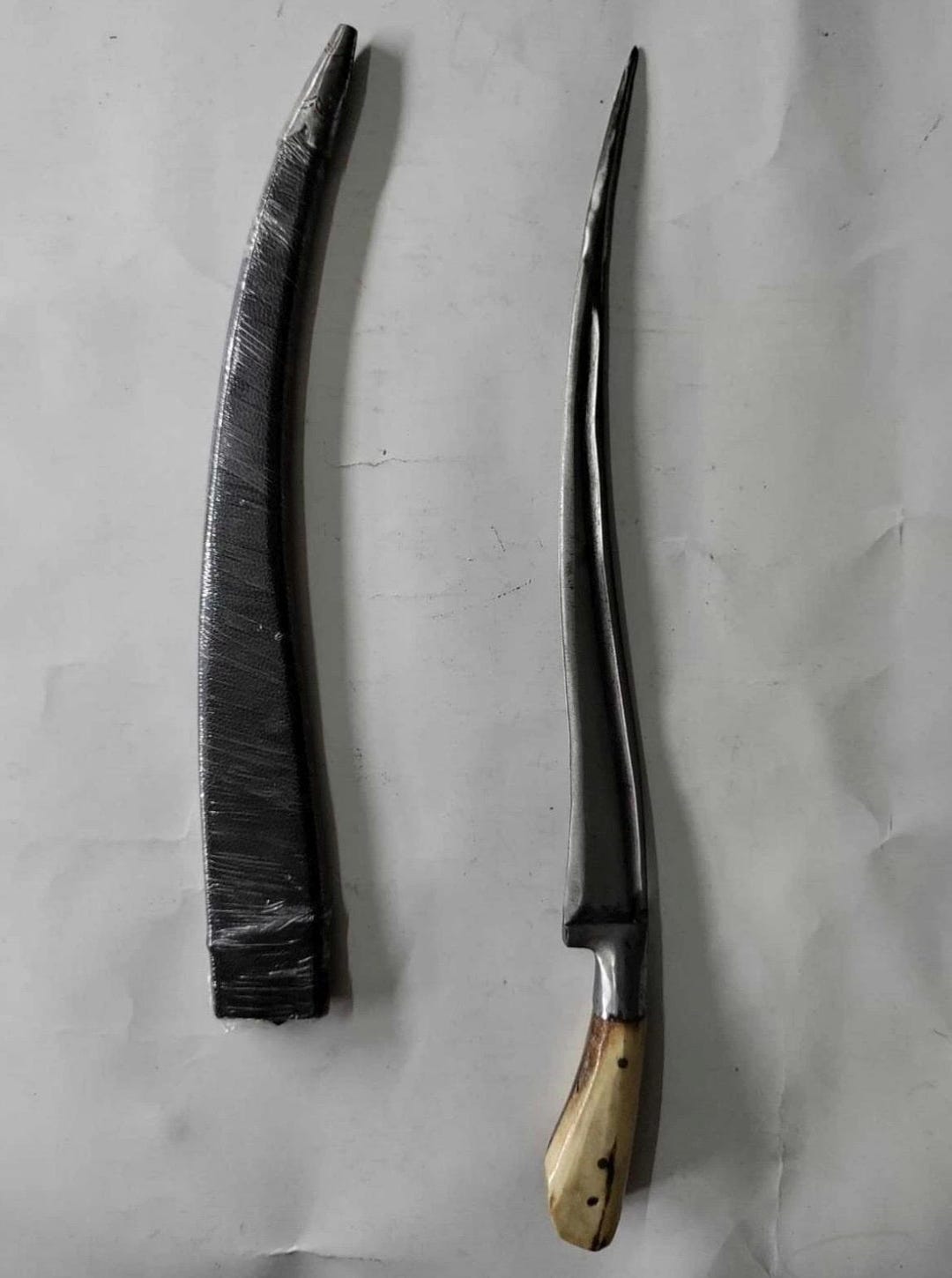 Dagger Khanjar Damascus Wootz Sword Tulwar Talwar Tegha Broad Blade ...