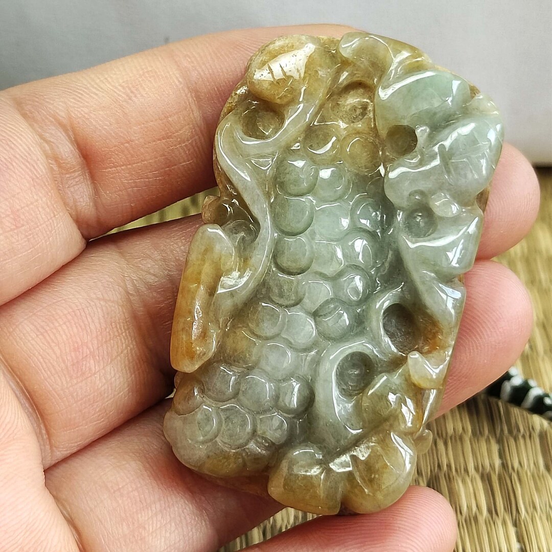 Carved Natural Jadeite Bat Pendant, Gemstone Bead - Etsy