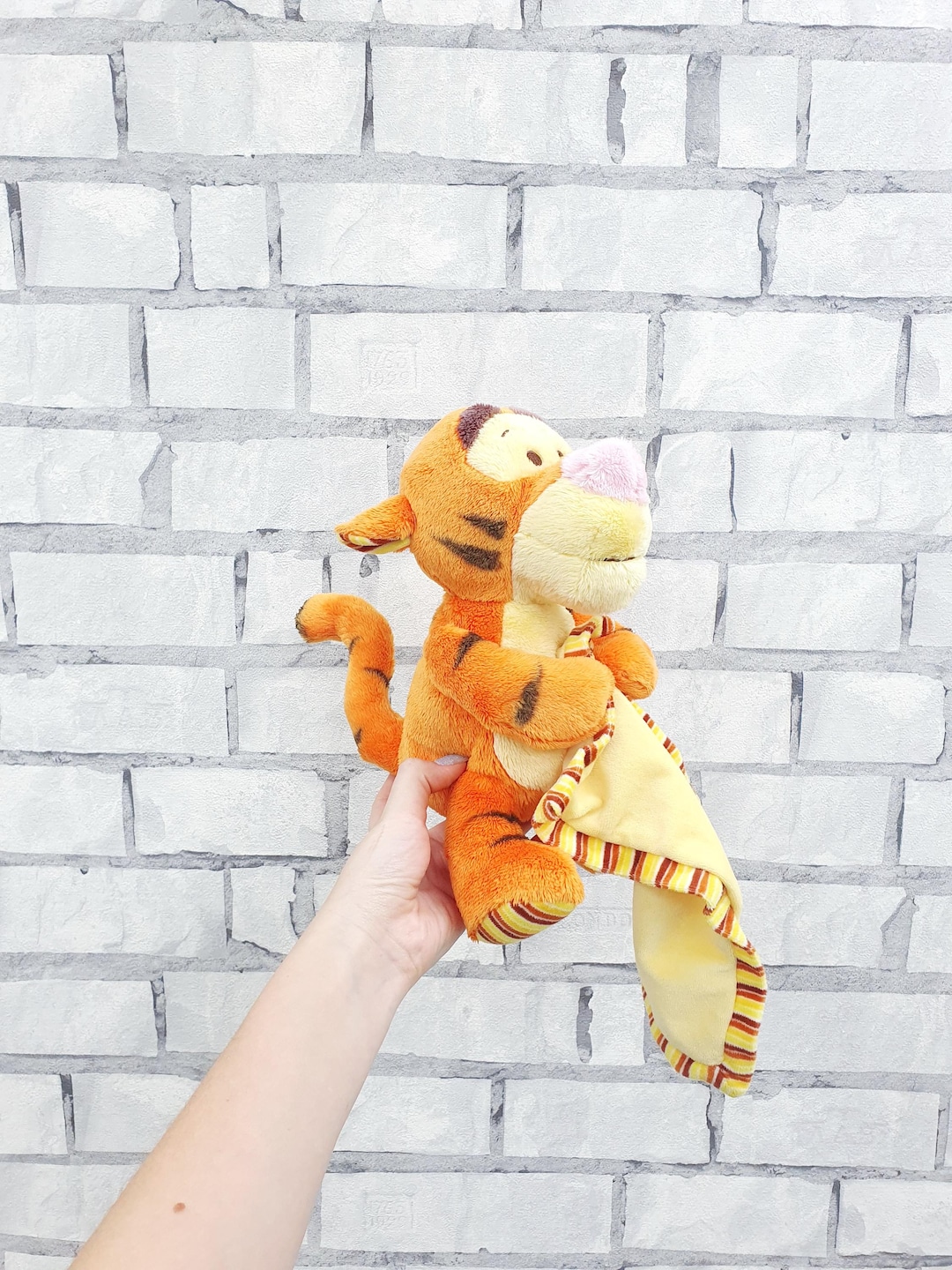 Vintage Winnie the Pooh Tigger Plush Comforter 9" Blankets Plush Animal ...