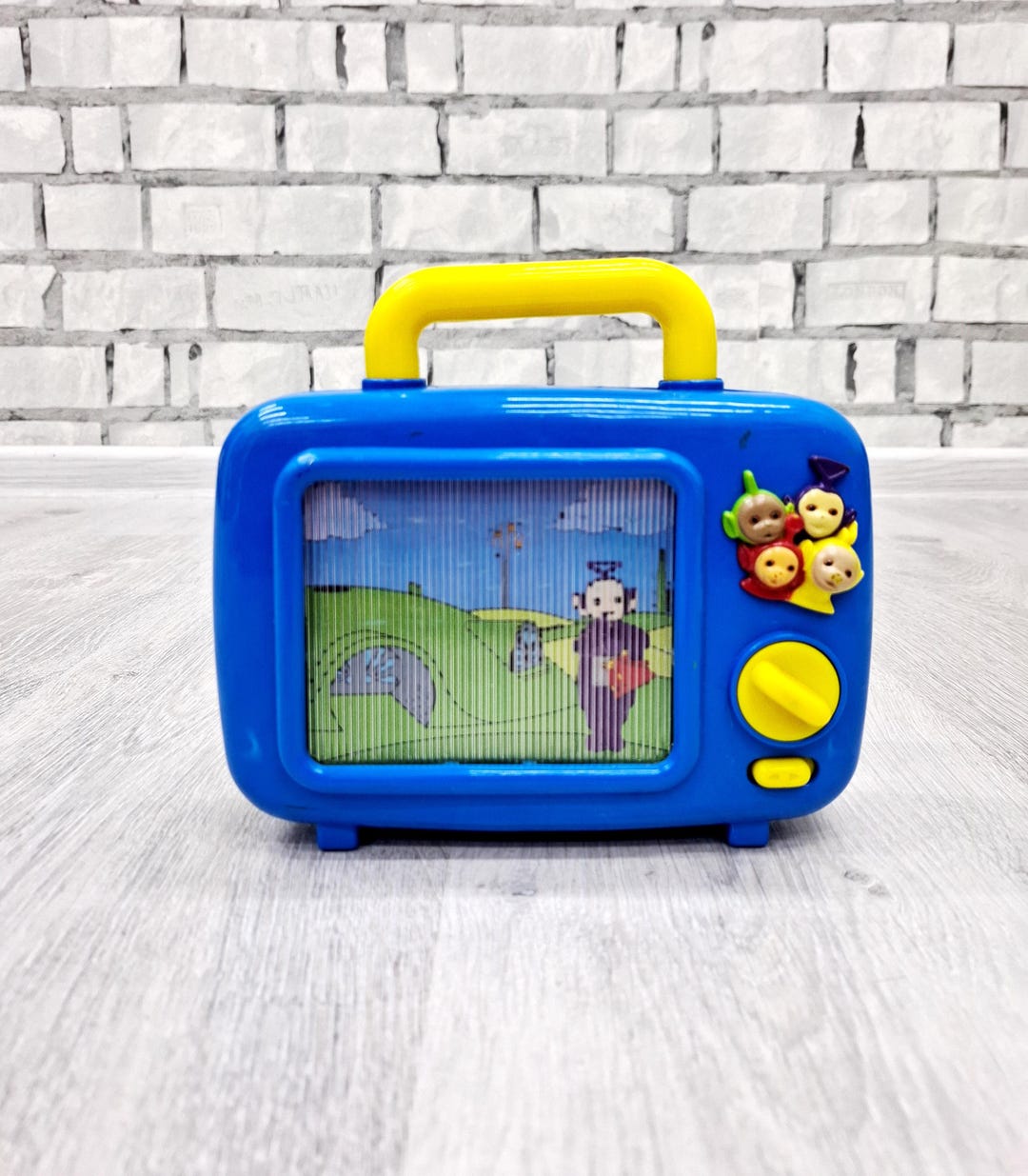 1996 Teletubbies Wind up Musical TV 6.5" /7.5" Vintage Television Toy ...