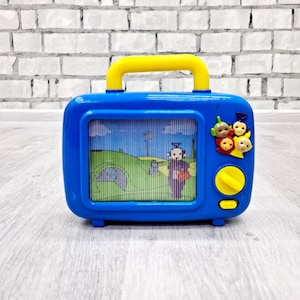 1996 Teletubbies Wind up Musical TV 6.5" /7.5" Vintage Television Toy ...
