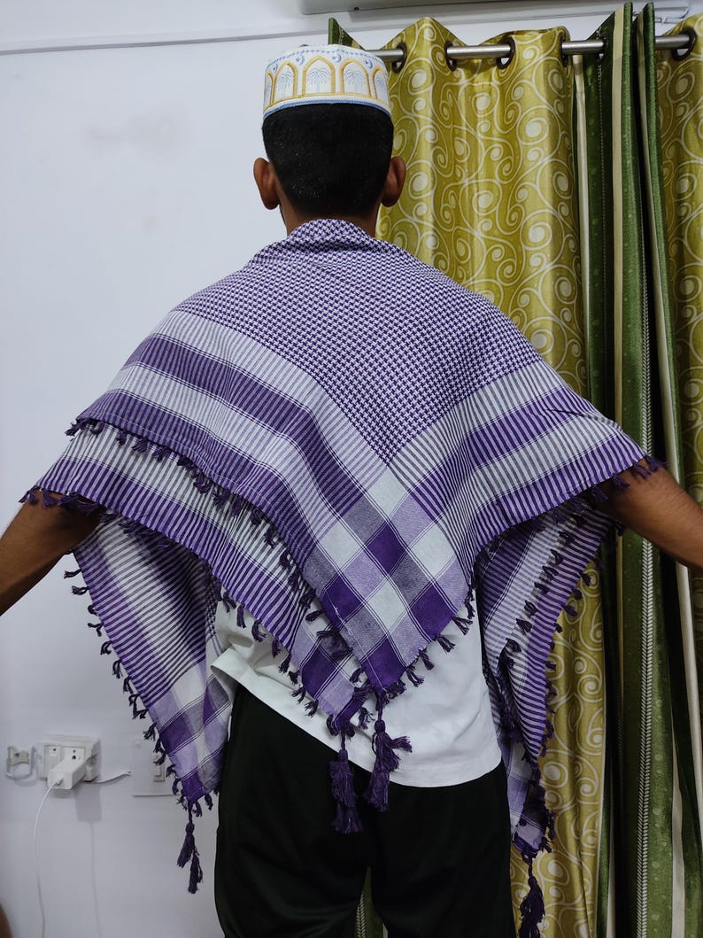 Traditional Purple Shemagh Scarf With Tassels – Middle Eastern Keffiyeh ...