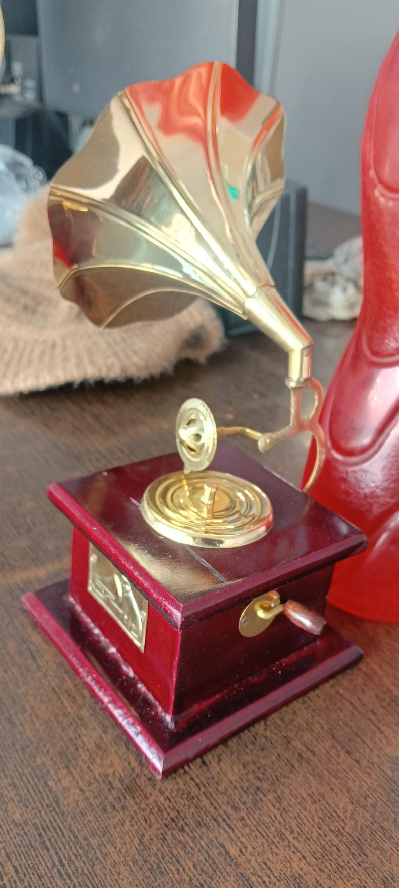 Handmade Non Working Gramophone Model for Showpiece Decor Gift for ...