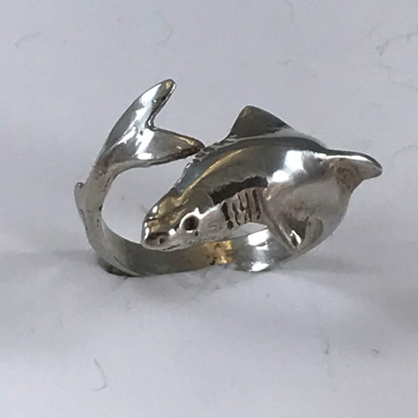 Shark Ring - Etsy