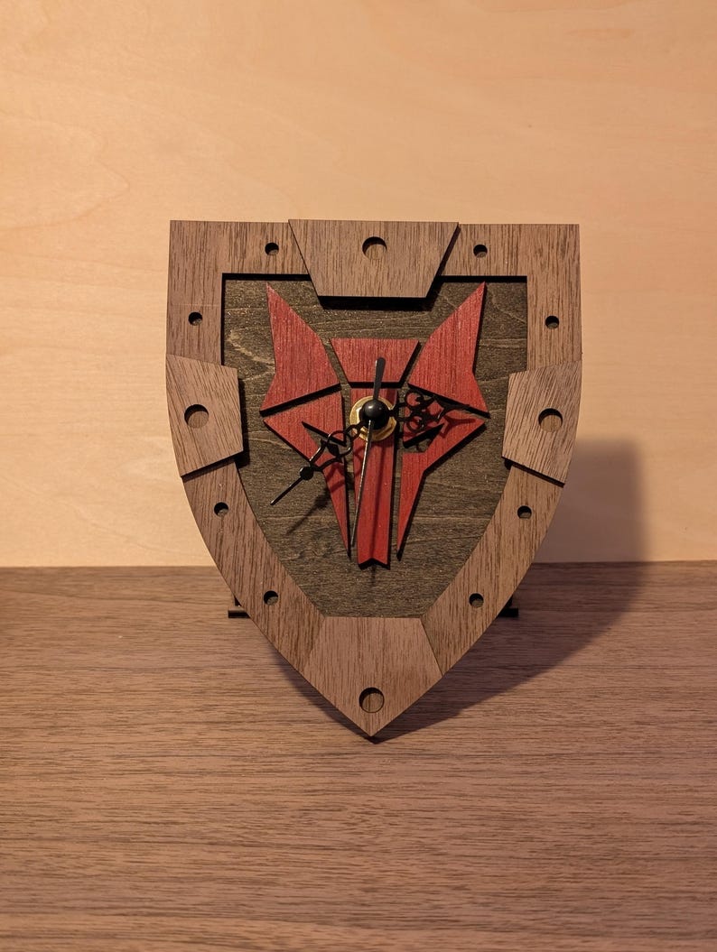 Wolf Sigil Clock | Laser Cut | Hand Painted | Fantasy Wall or Desk ...