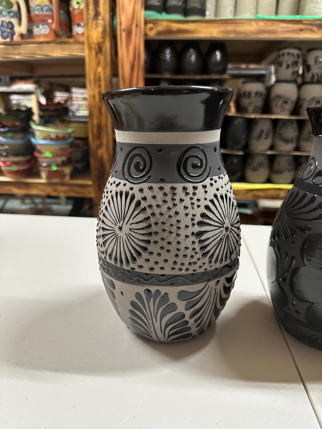 Ceramic Handmade Flower Vase in Astd. Colors | Jarra De Flores En ...