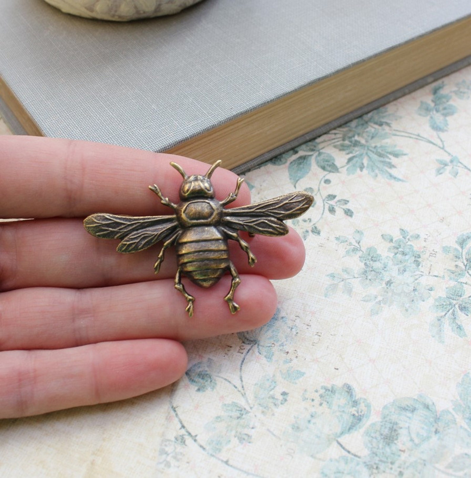 Bee Brooch Antique Brass Bee Pin Rustic Patina Metal Nature - Etsy