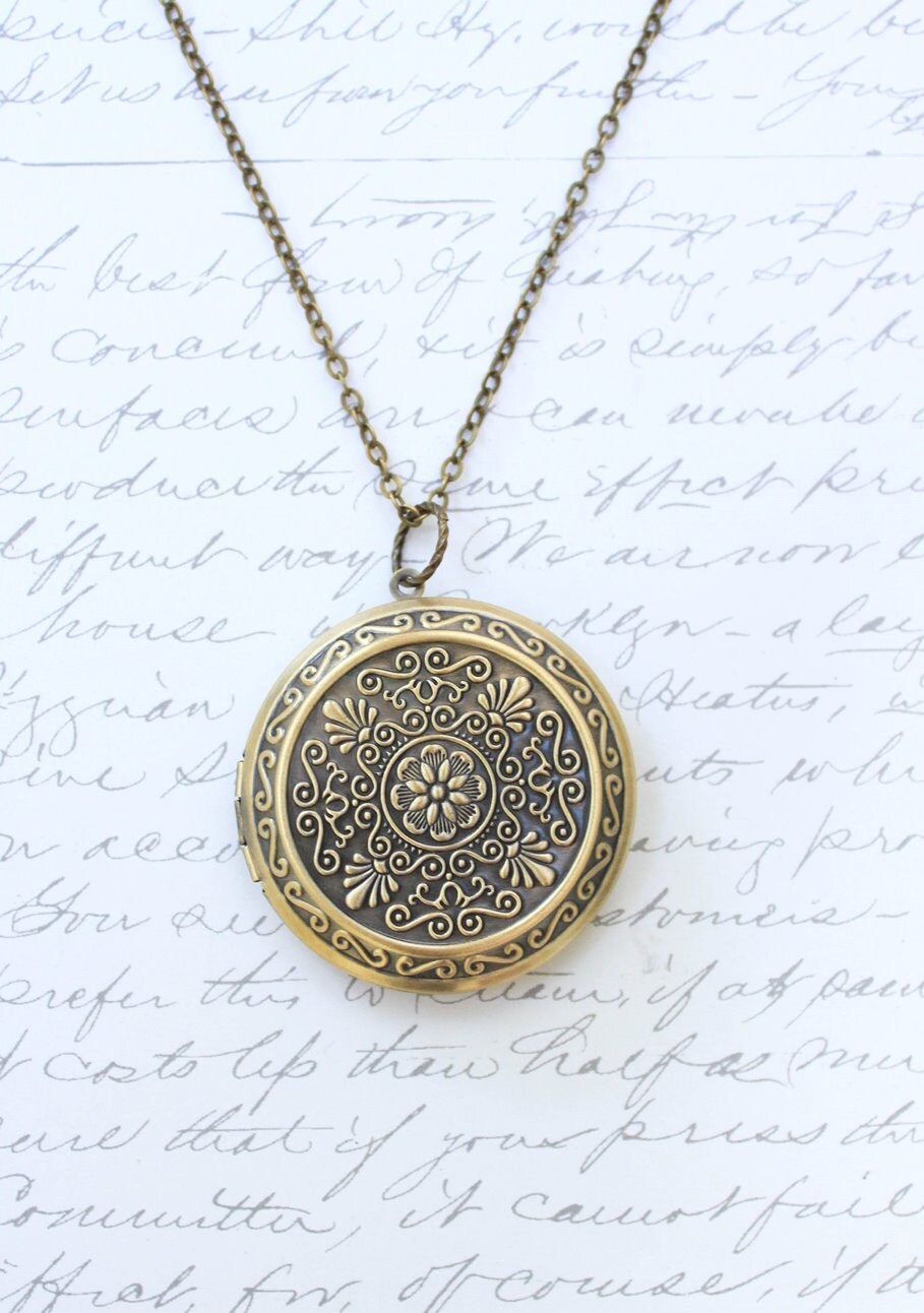 Large Round Locket Necklace Gold Floral Filigree Locket - Etsy