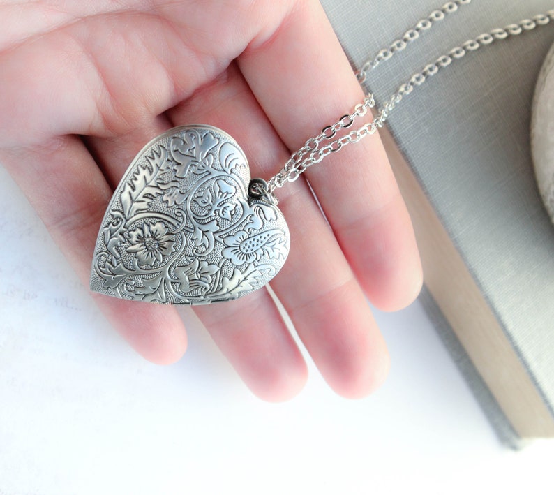 Big Bee Heart Locket Honey Bee Necklace Photo Locket | Etsy