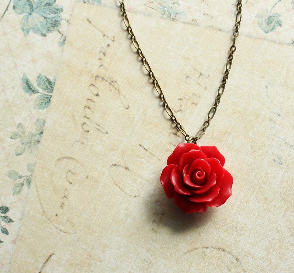 Red Rose Necklace Red Flower Pendant Resin Floral Jewellery Romantic ...