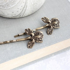 Rustic Iris Bobby Pins Antiqed Brass Hair Pin Woodland Wedding - Etsy
