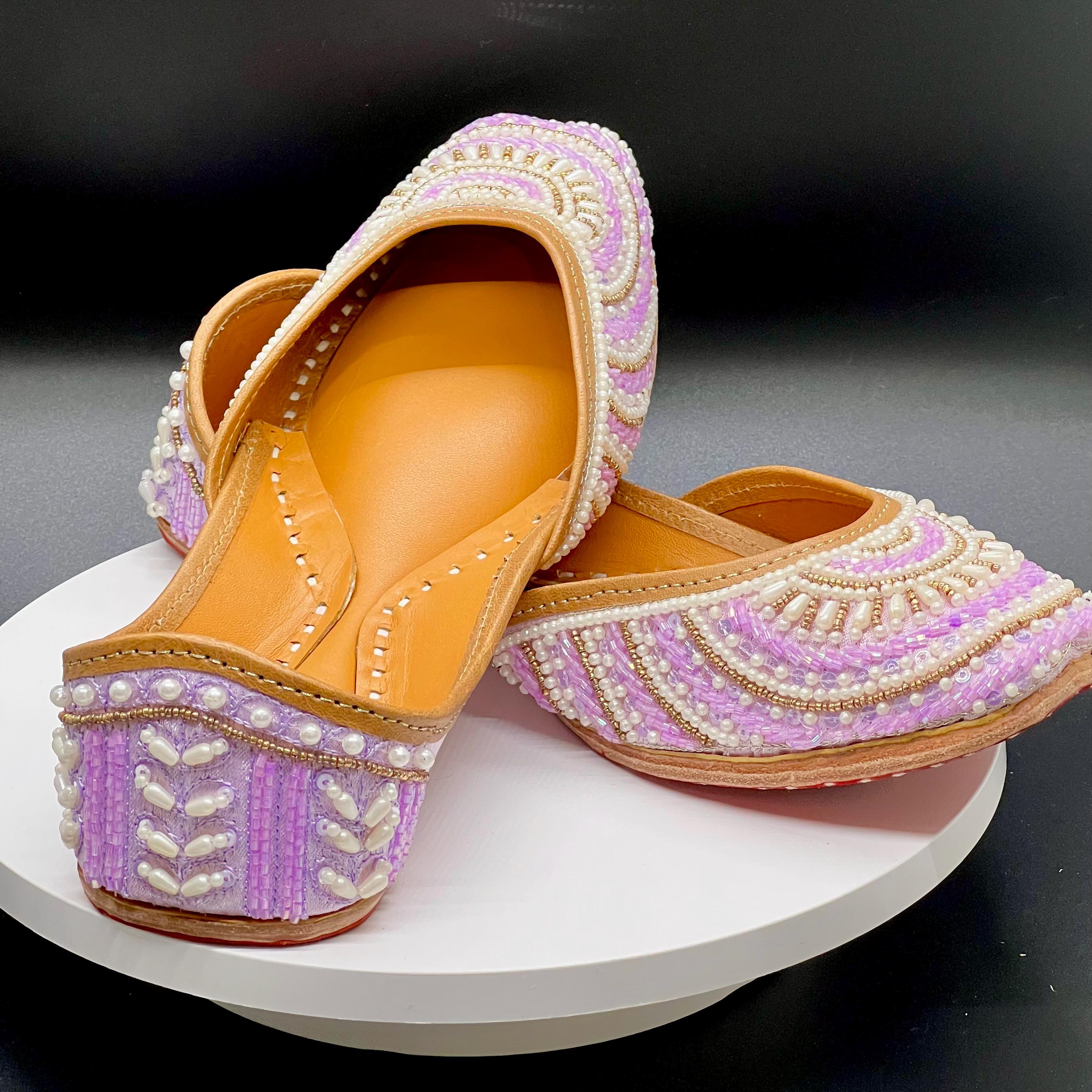 Punjabi Jutti | Panjabi Wedding Jutti | Embroidered Indian Ethnic ...