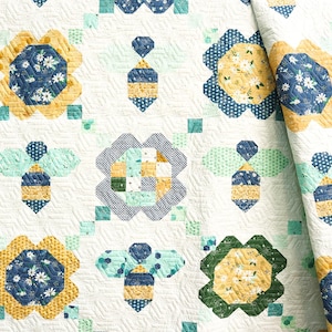 Daisy a Day Quilt Paper Pattern - Etsy