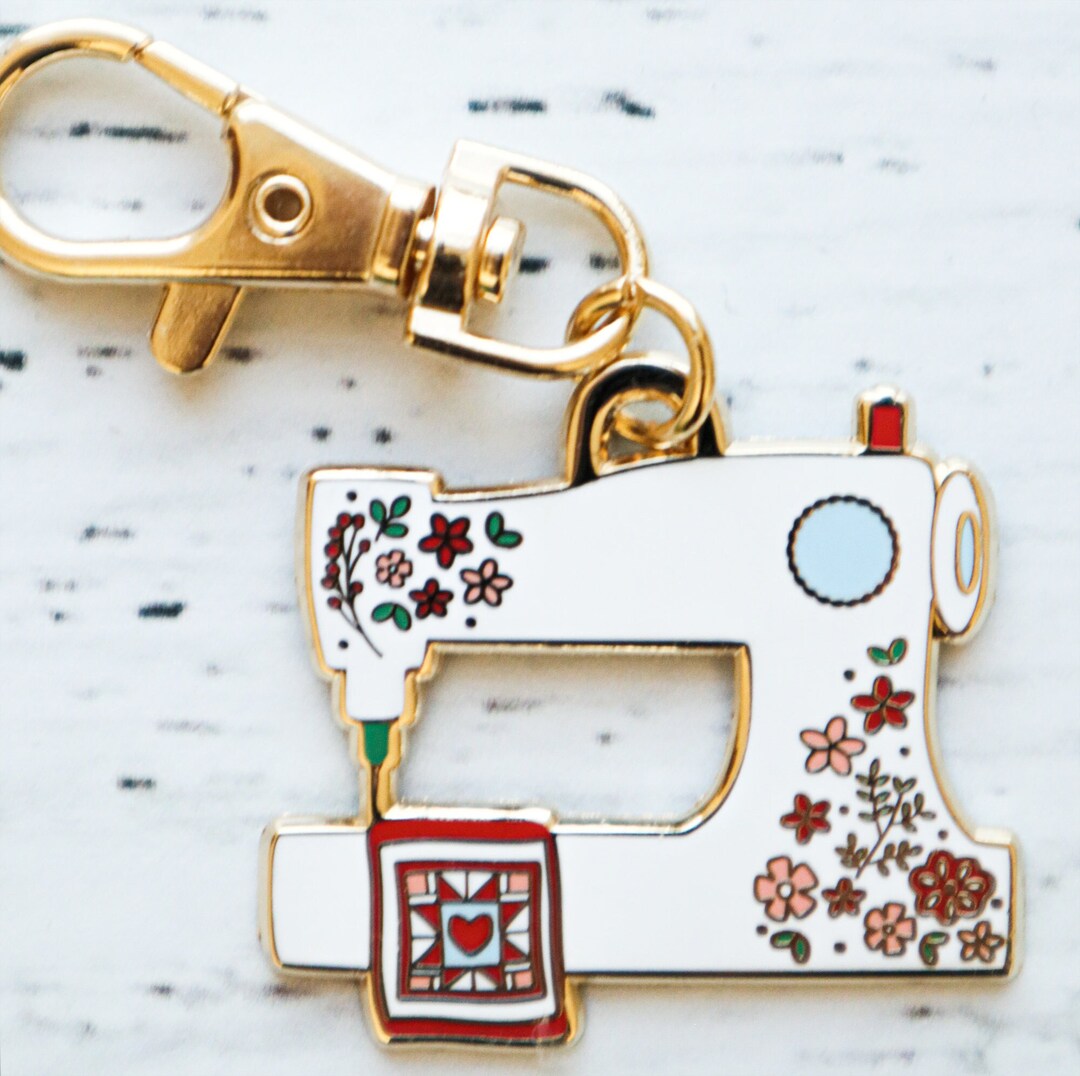 Sewing Machine Enamel Charm - Etsy