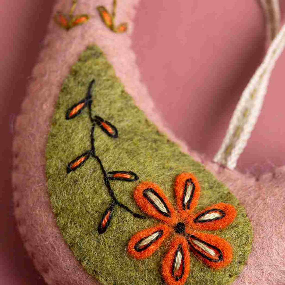 Felt Folk Birds Craft to Sew: Corinne Lapierre Embroidery Kit - Etsy
