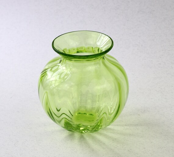Small Light Green Glass Vase Spring Celebration Flower Vase | Etsy