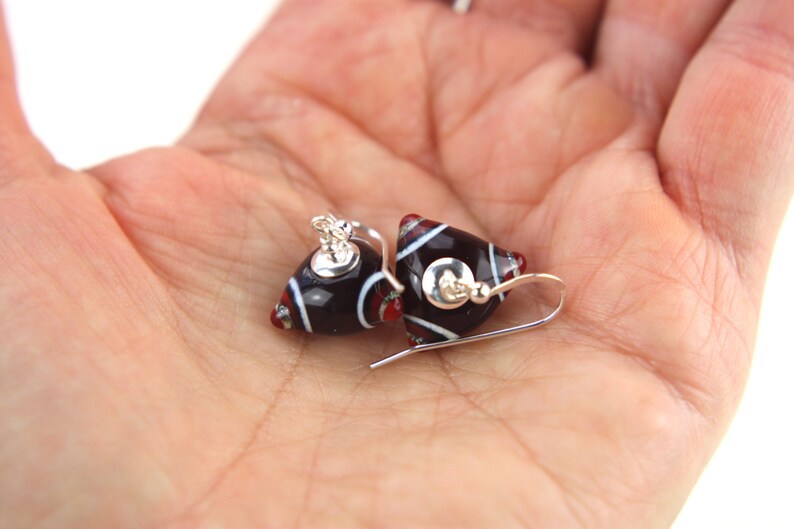 Cool Ruby Red Triangle Glass Earrings Sterling Silver SRA - Etsy Sweden