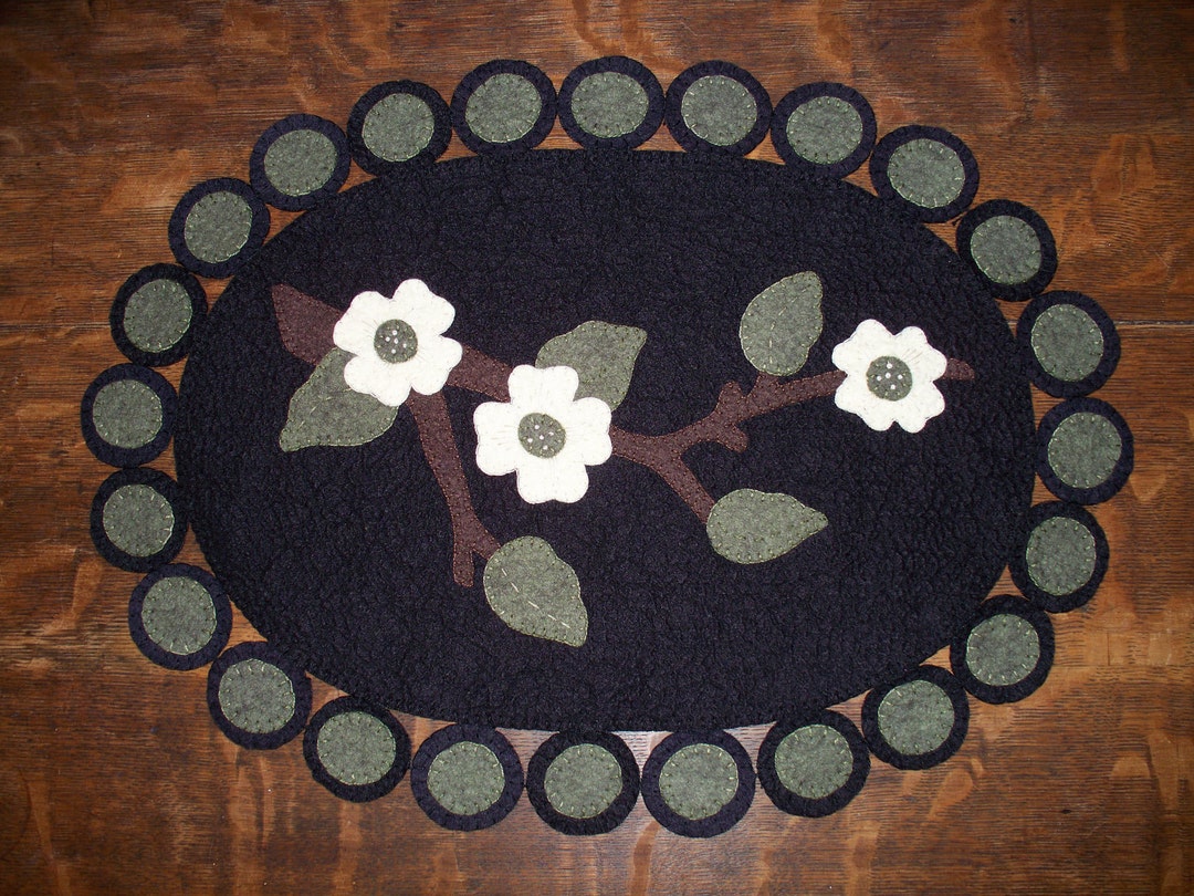 Dogwood Wool Felt Penny Rug - Etsy