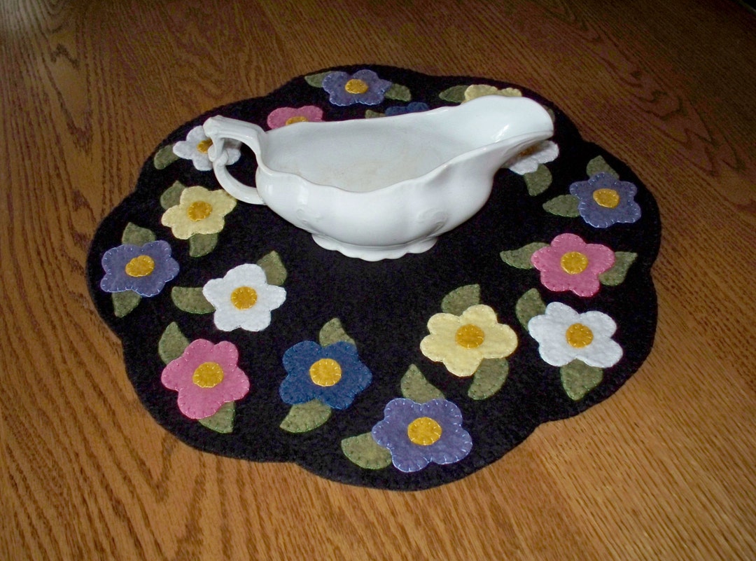 Flower Garden Penny Rug - Etsy