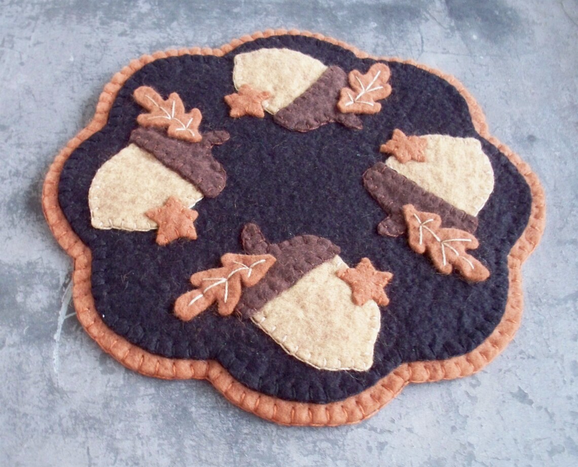 September Wool Felt Penny Mat - Etsy