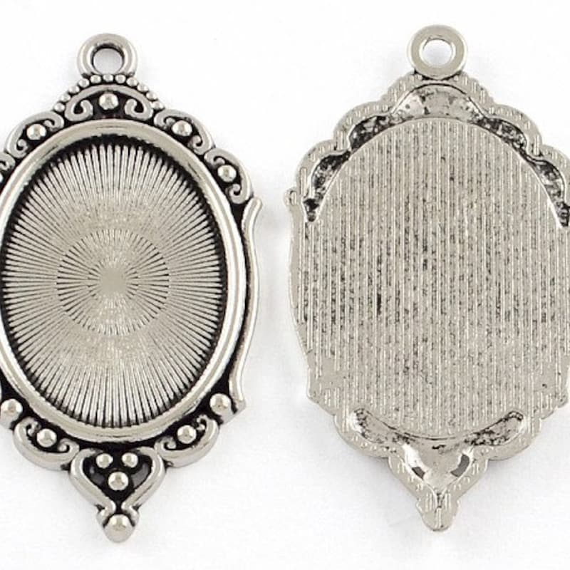 Crest Pendant Antique - Etsy