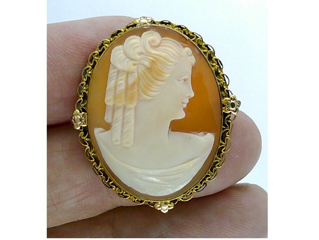 12KT Gold Filled Antique Vintage Hand Carved Italian Shell Cameo Brooch ...