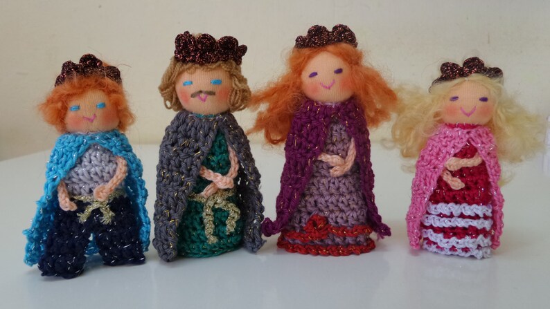 King Queen Prince Princess Finger Puppets Royal Family Finger - Etsy