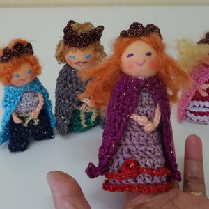 King Queen Prince Princess Finger Puppets, Royal Family Finger Puppets ...