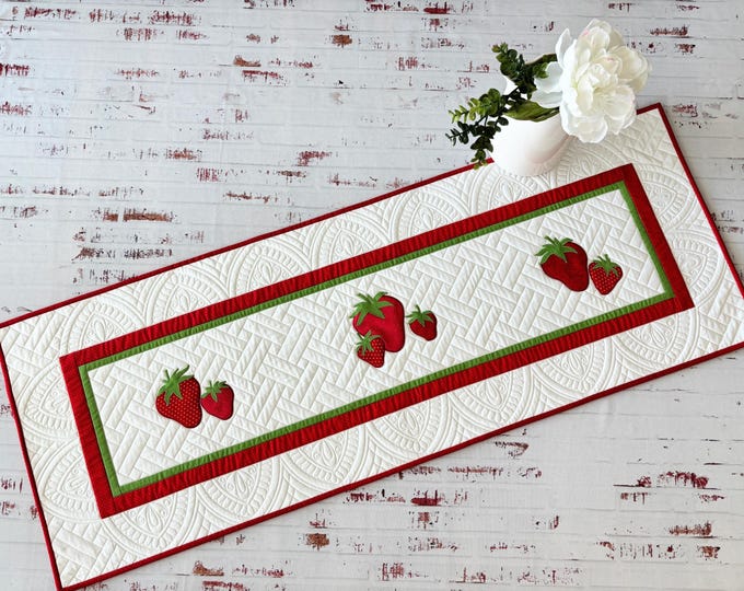 Quilted Table Runner, Strawberry Fruit, Spring Summer Table Decor, Home ...