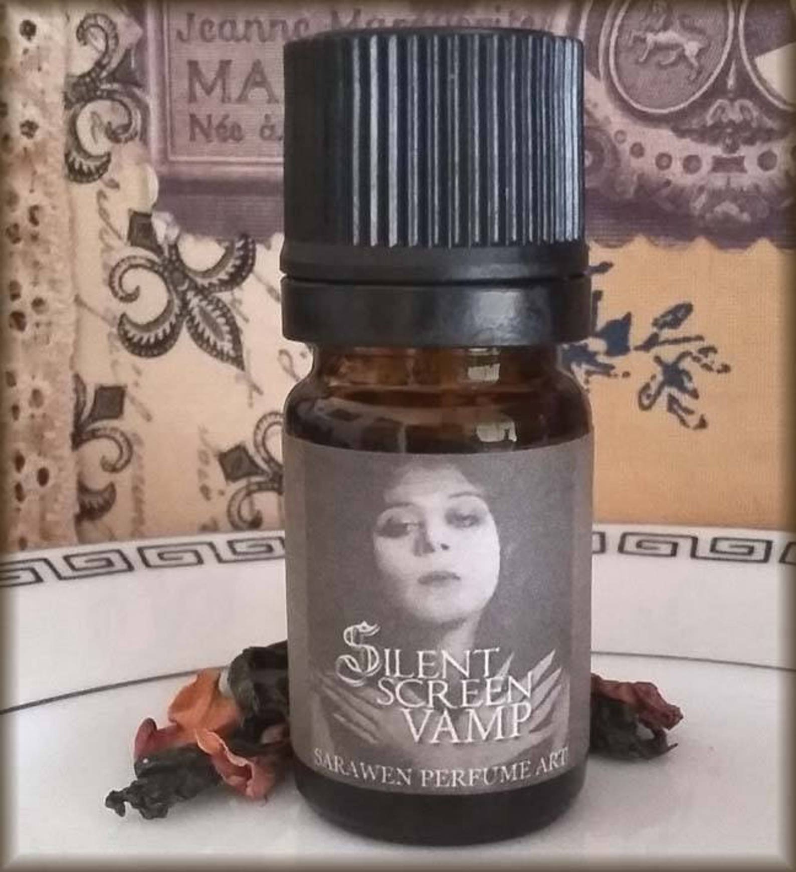 SILENT SCREEN VAMP 1920s perfume Oil 5ml I Vegan | Etsy