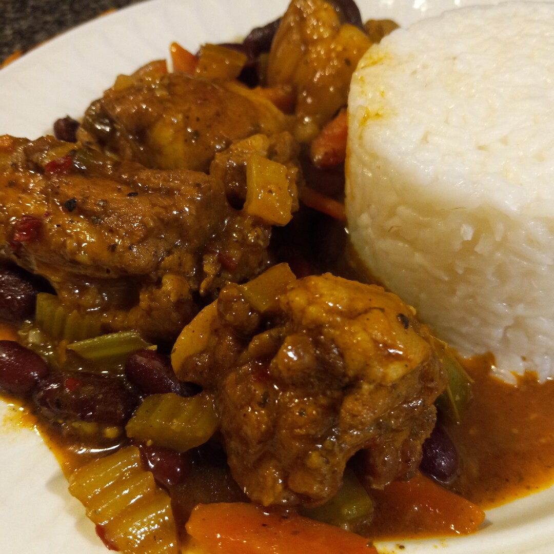 My Mouthwatering Stewed Pig Tails W/ Kidney Beans Recipe Soulfood ...