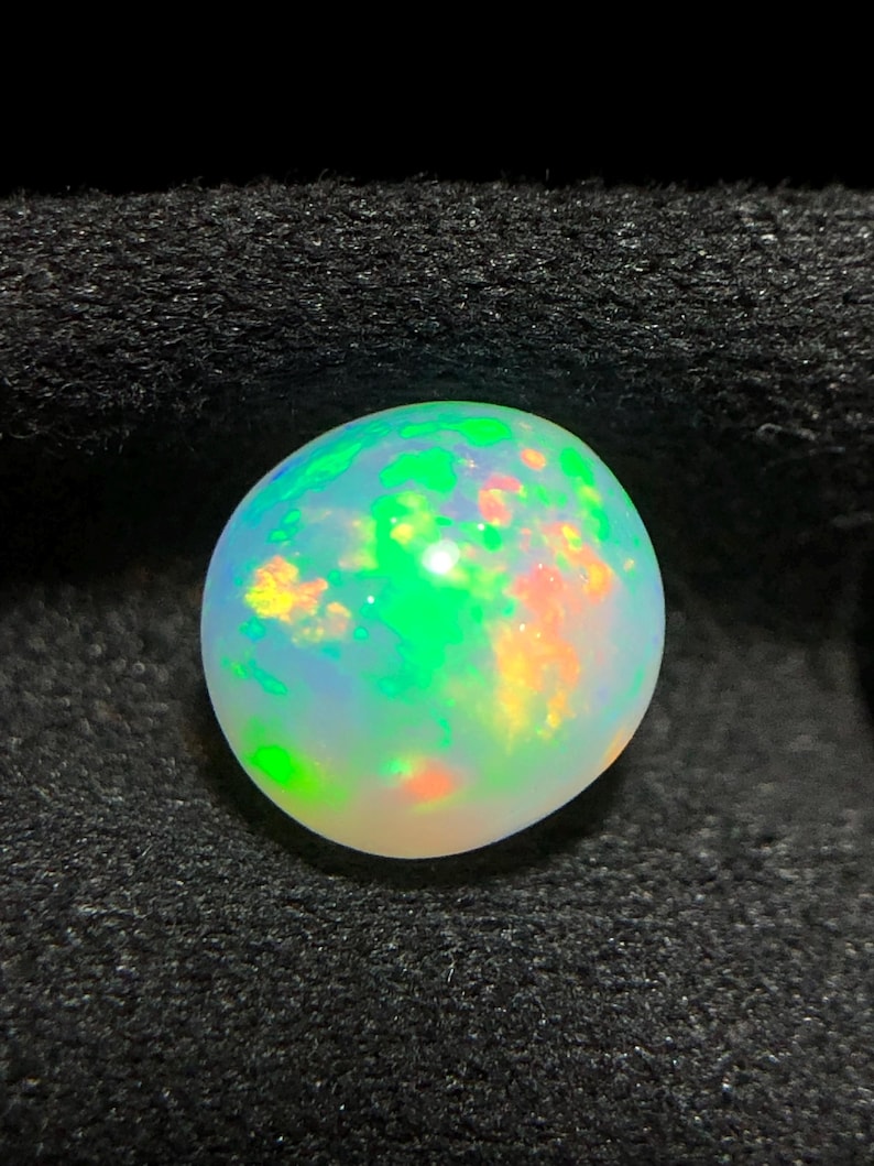 Natural Eithopian 1.6carat Rainbow Fire White Opal With Orange Fire ...