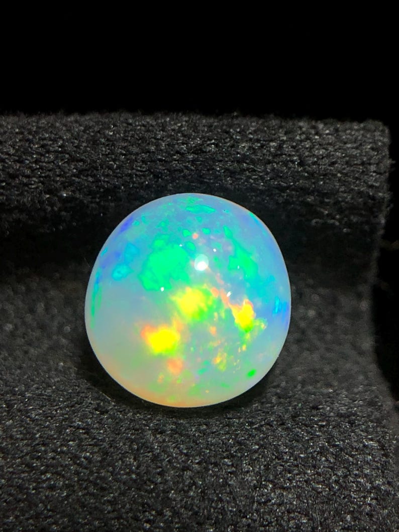 Natural Eithopian 1.6carat Rainbow Fire White Opal With Orange Fire ...