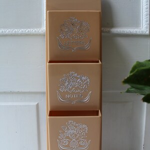 Plastic Wall Organizer Mail Holder Office Kitchen Entry Organizer Mail ...