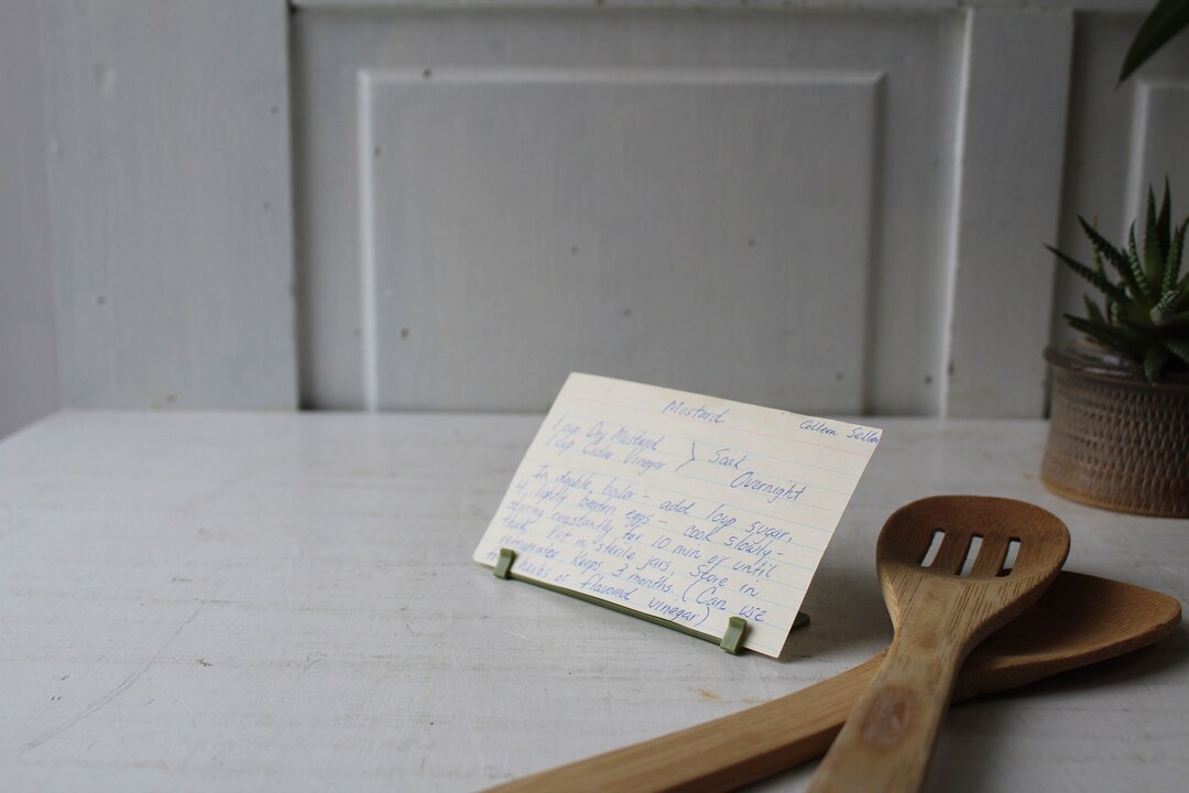 Plastic Recipe Card Holder Vintage Green Plastic Card Holder - Etsy